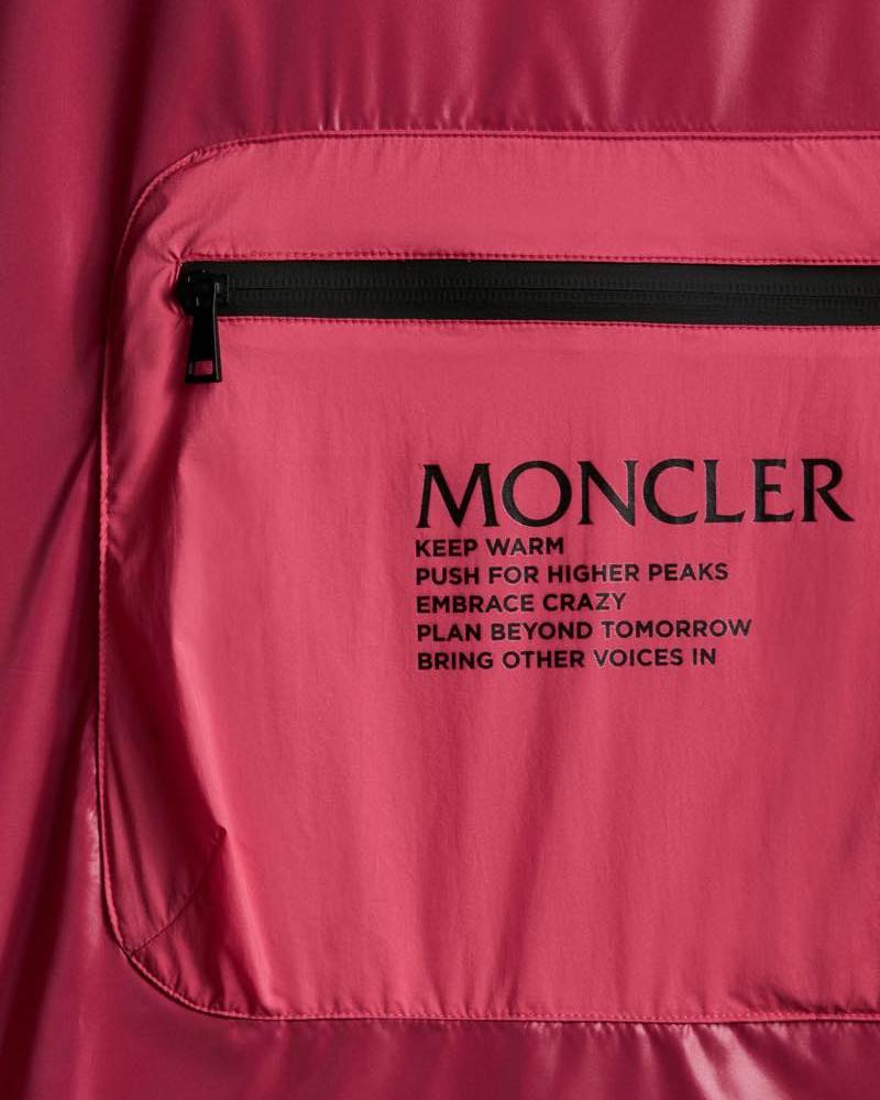 モンクレール Poncho impermeabile - モンクレール(MONCLER)ダウン専門通販サイトMSTORE